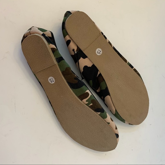 Charles Albert | Shoes | Charles Albert Camouflage Ballet Flats Nwot 75 ...